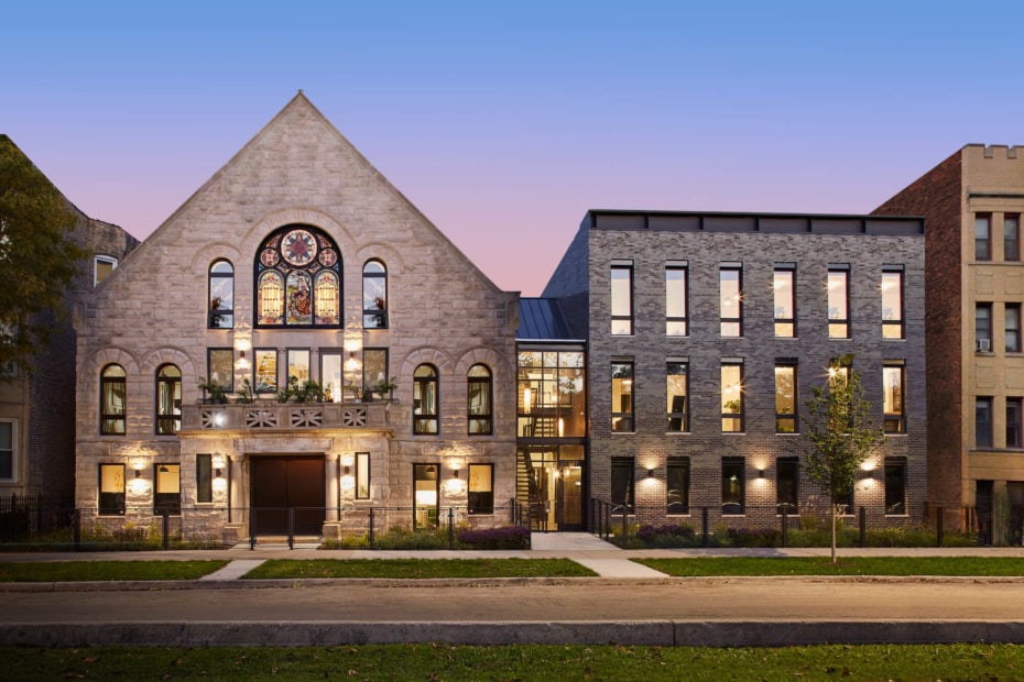 Home - The Grand Logan Lodge